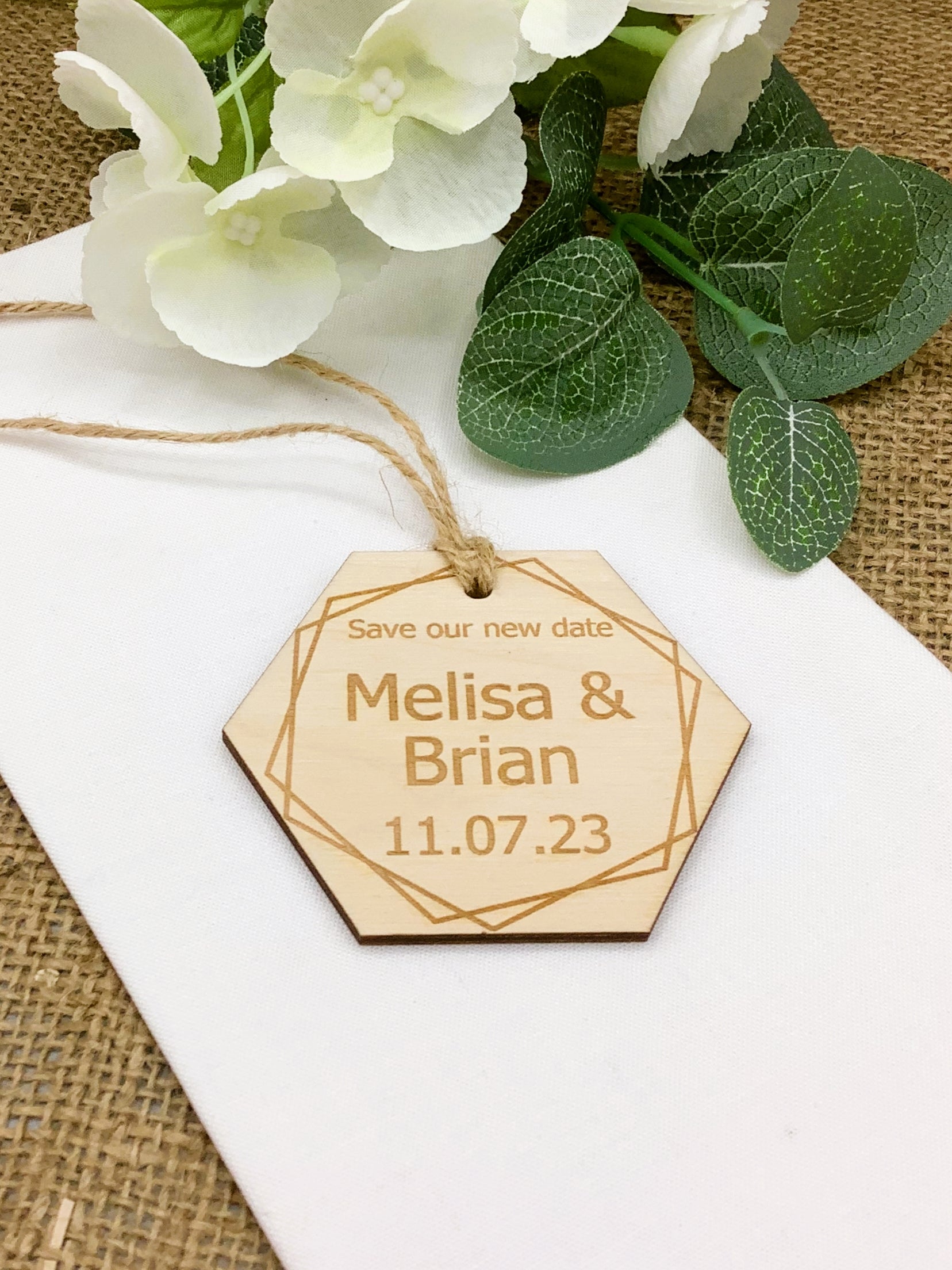 Save the Date Hexagon – Milo & Luna's